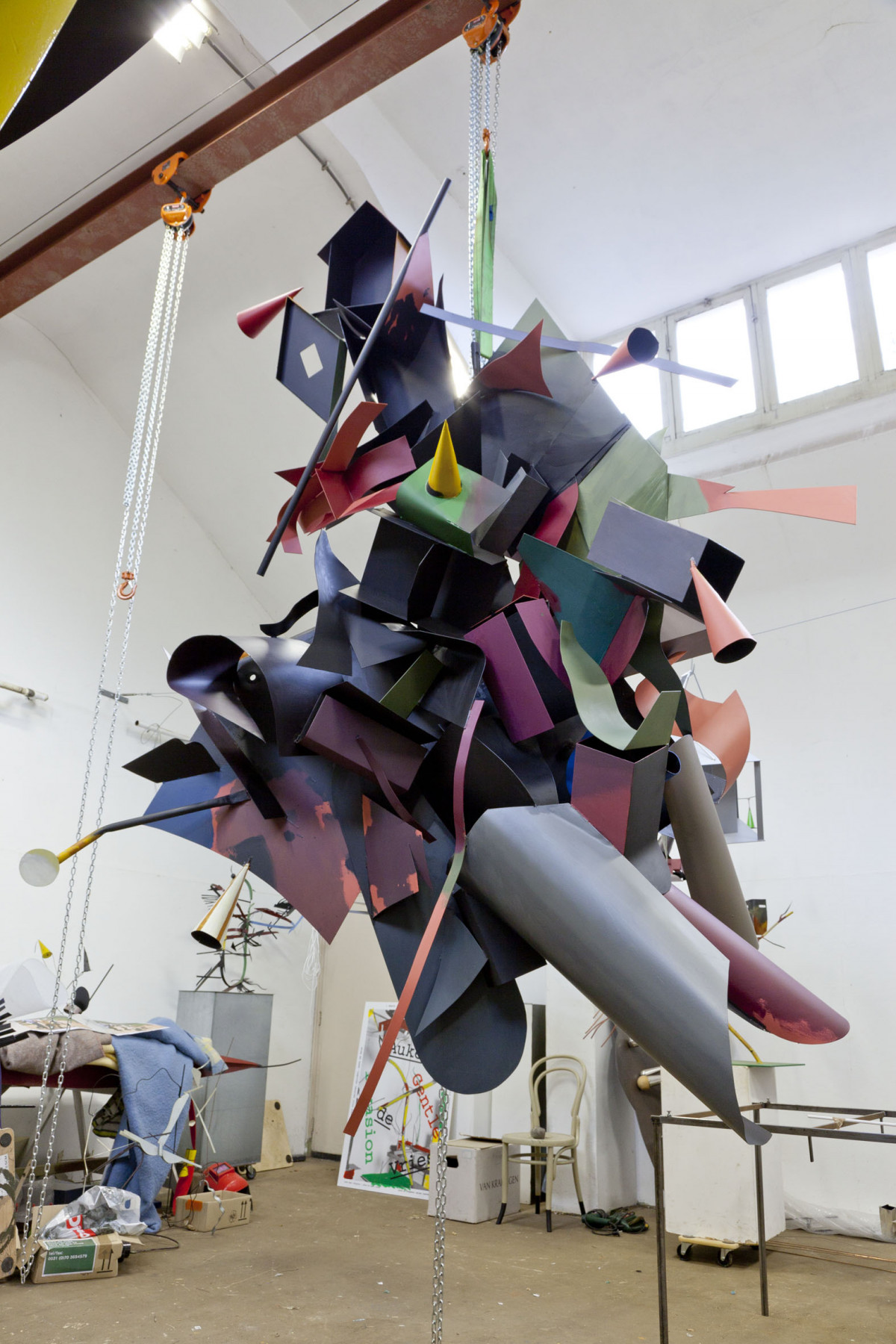 Auke de Vries - Nesten | Kunstmuseum Den Haag